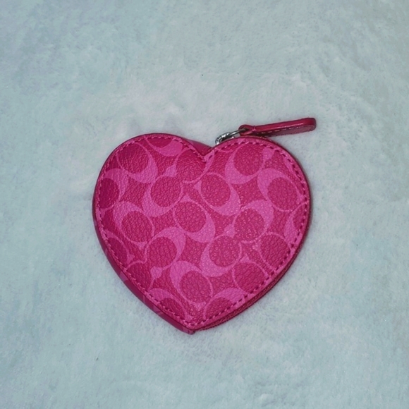 Coach | Bags | Coach Signature Heart Coin Purse | Poshmark